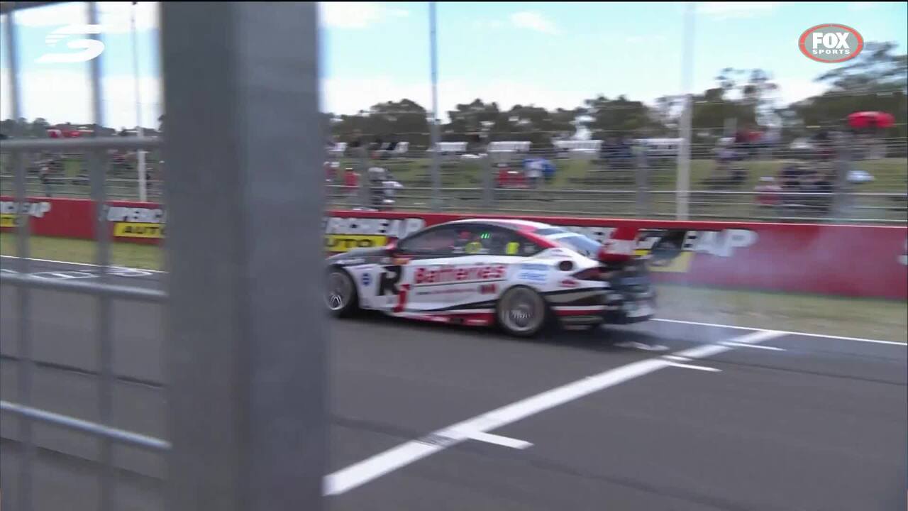 Drivers perform practice Bathurst starts | Supercars