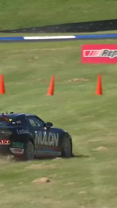 Stories - Golding goes slalom | Supercars