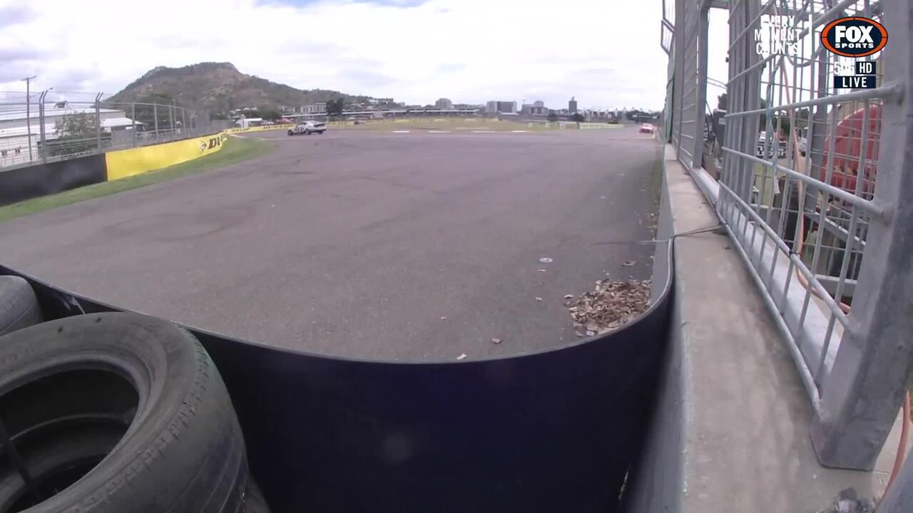 Stuck throttle hampers Kelly | Supercars