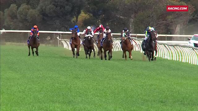 Swan Hill Race 6 B W JD Hayes 190923 | RACING.COM