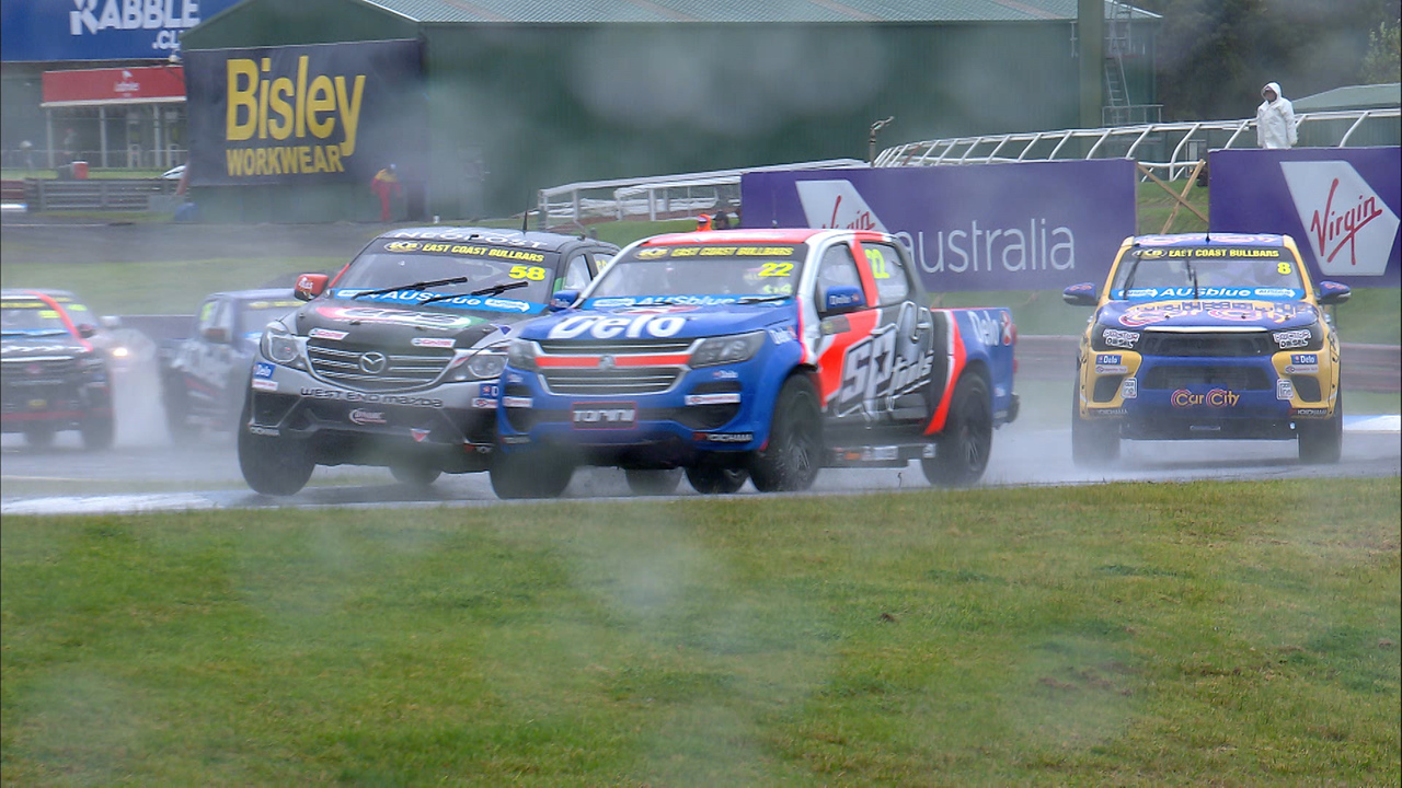 Highlights: Race 1 ECB SuperUtes Series 2018 Sandown | Supercars