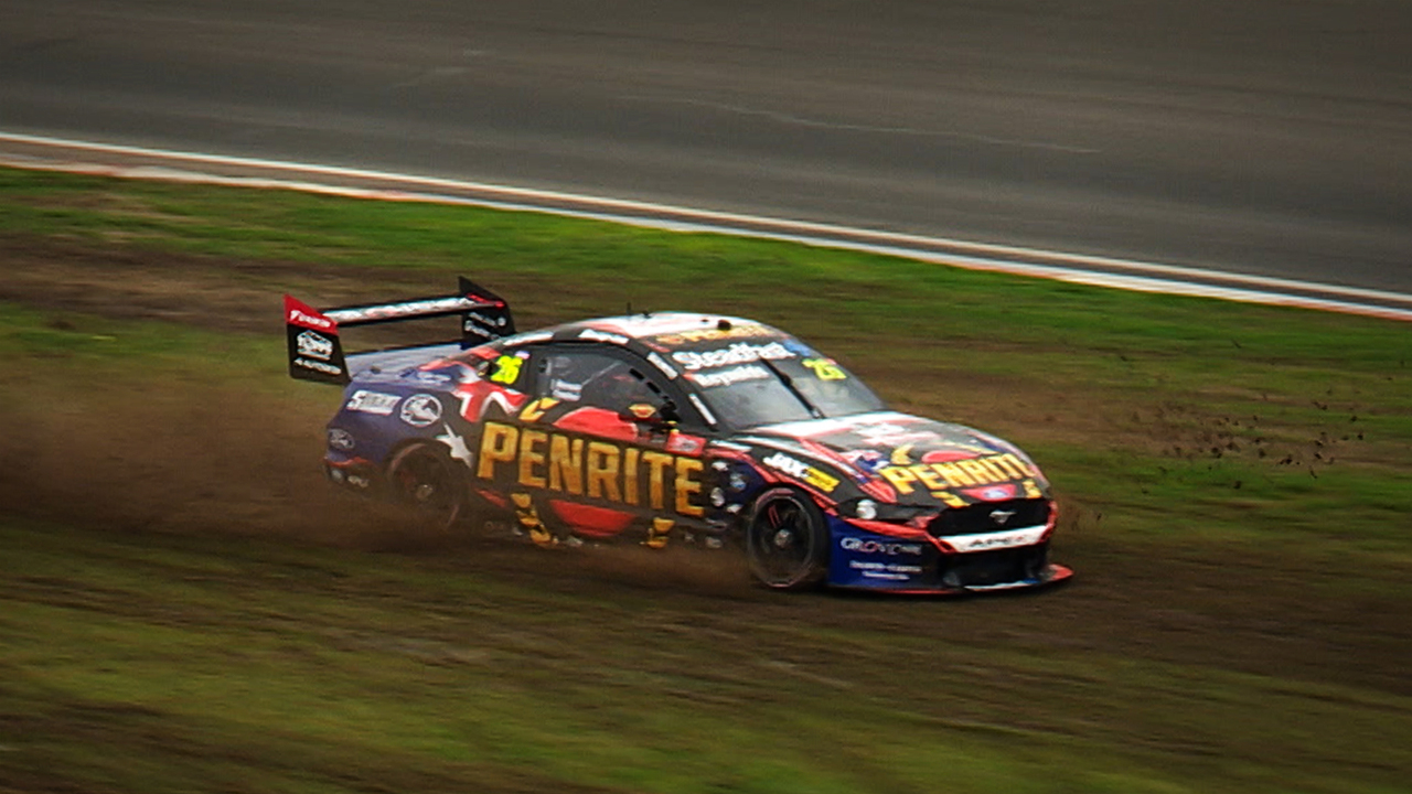 Practice 6 Highlights: Repco Bathurst 1000 | Supercars