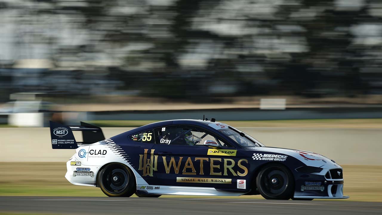 Highlights: Qualifying Race 3 2025 Dunlop Super2 Series Tasmania ...