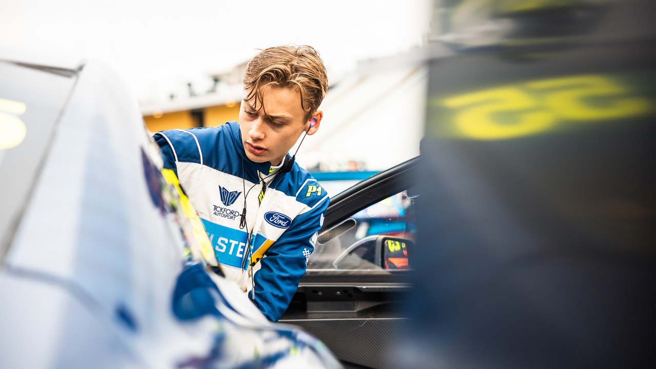 Meet the Dunlop Series Grid: Rylan Gray | Supercars