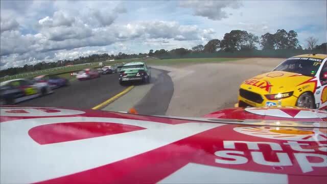 Dean Canto talks through turn one chaos | Supercars