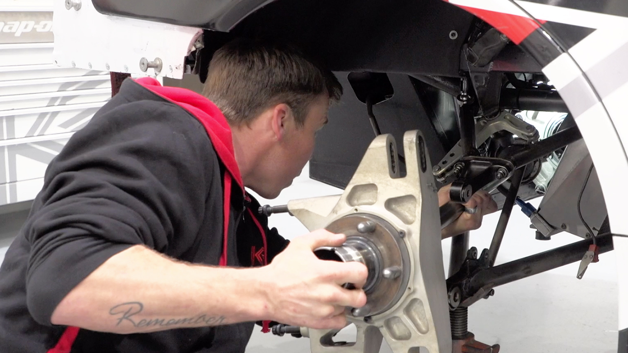 Day in the life of a Supercar mechanic | Supercars
