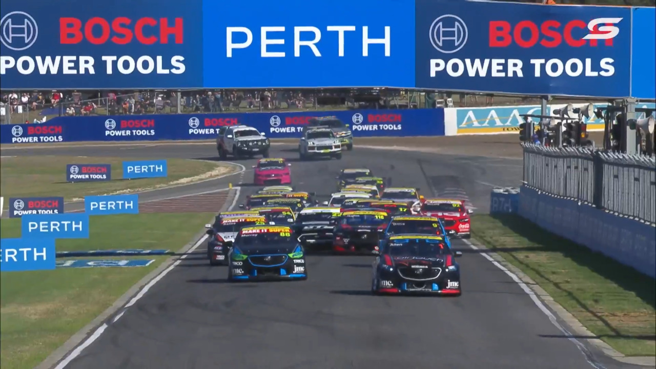 First lap: Allen pounces on pole-sitter Murray | Supercars