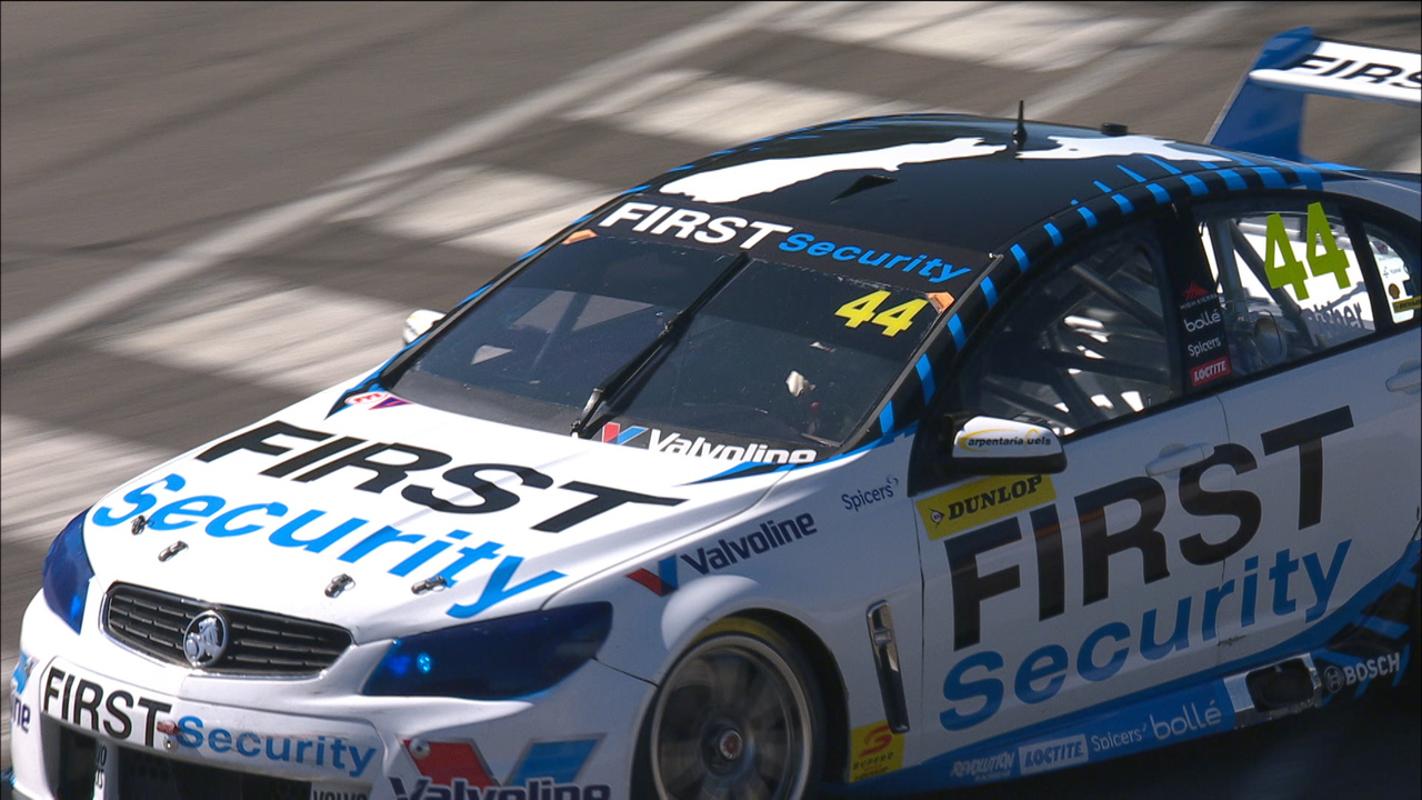 Highlights: ARMOR ALL Qualifying Race 2 Dunlop Super2 2018 Townsville ...