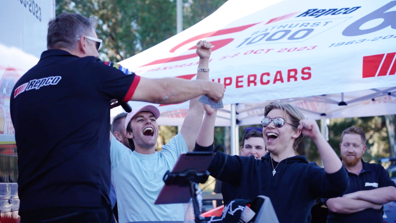 Bathurst 1000 Trophy Tour fever hits Wagga | Supercars