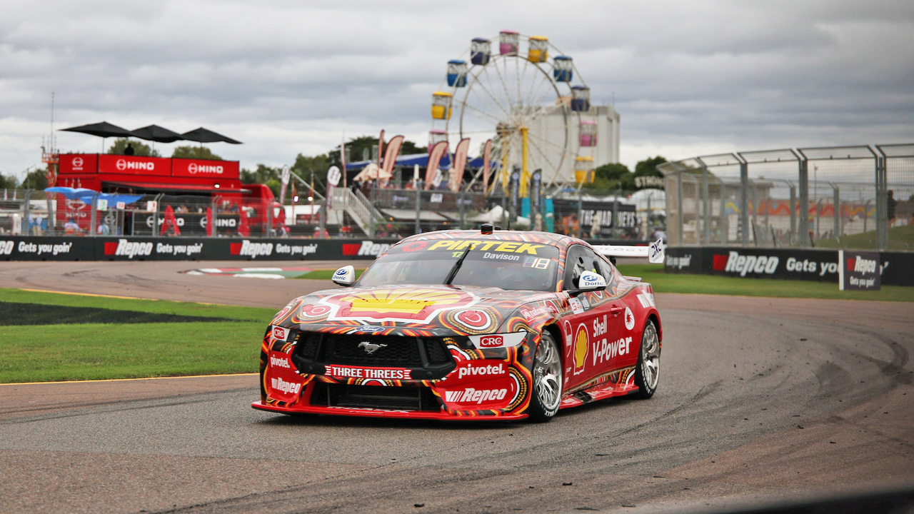 Highlights: Qualifying Race 13 2024 NTI Townsville 500 | Supercars
