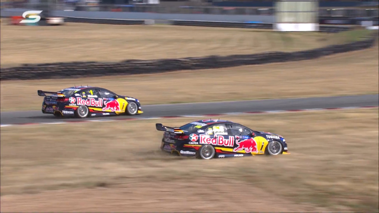 Unforgettable Tasmania Moments: Costly Triple Eight tangle | Supercars