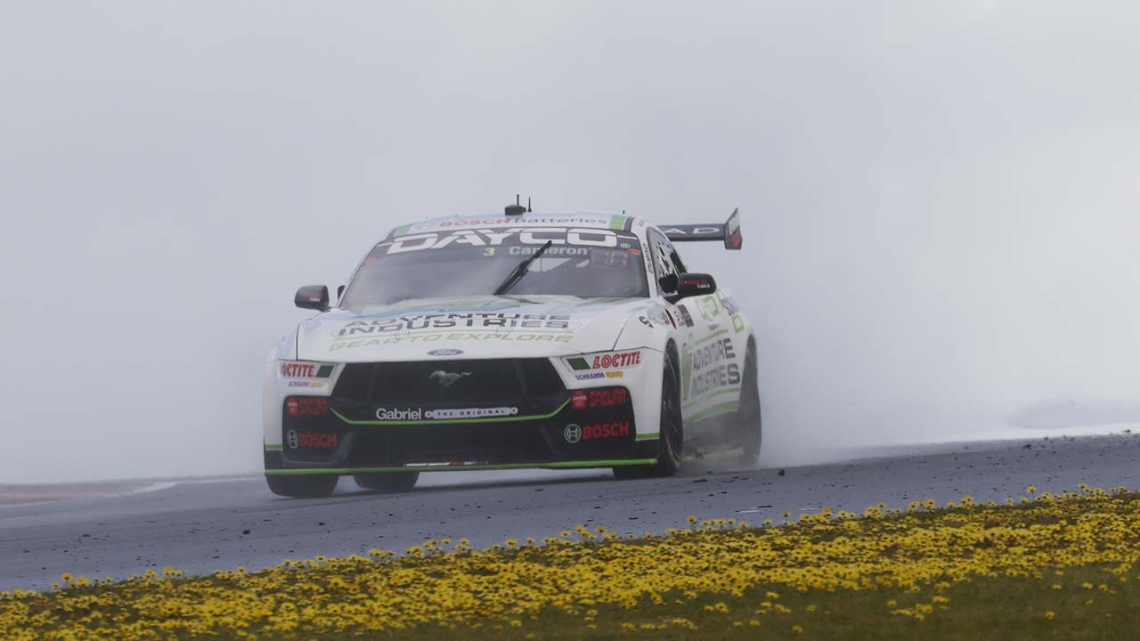 Valvoline Highlights: Practice 1 2025 AirTouch 500 at The Bend | Supercars