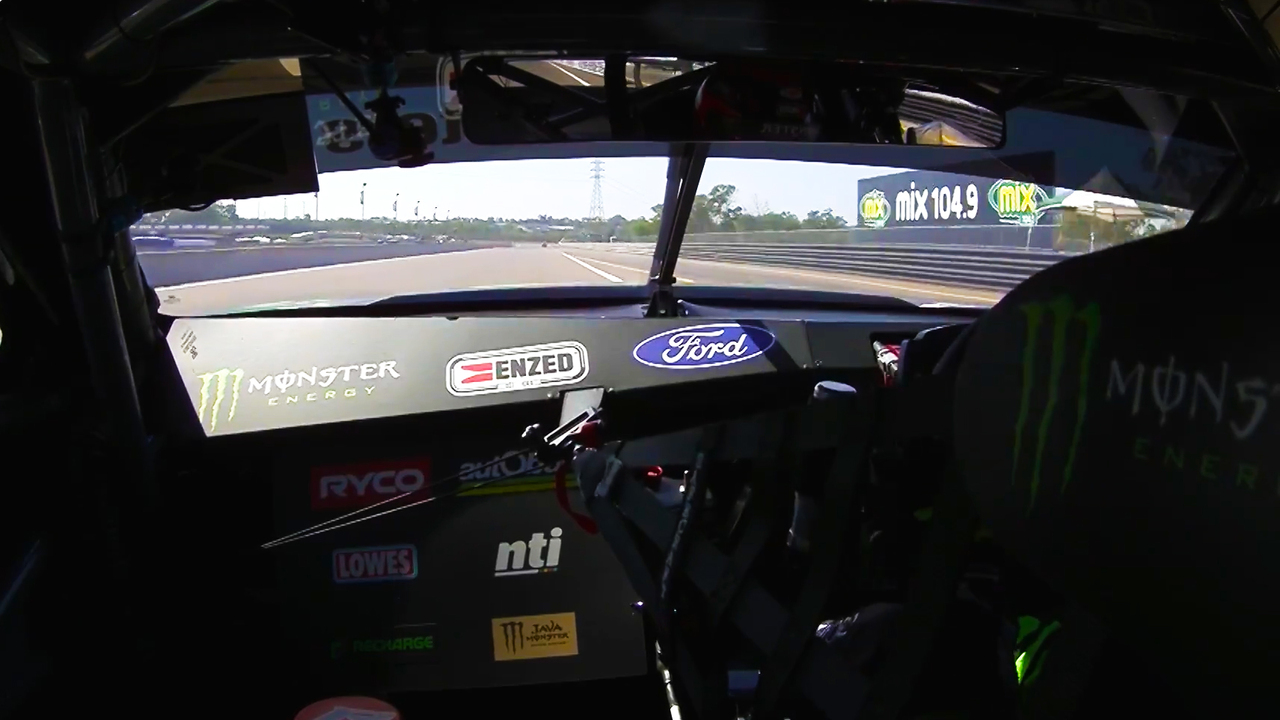 ONBOARD: Waters clocks rapid Darwin pole lap | Supercars