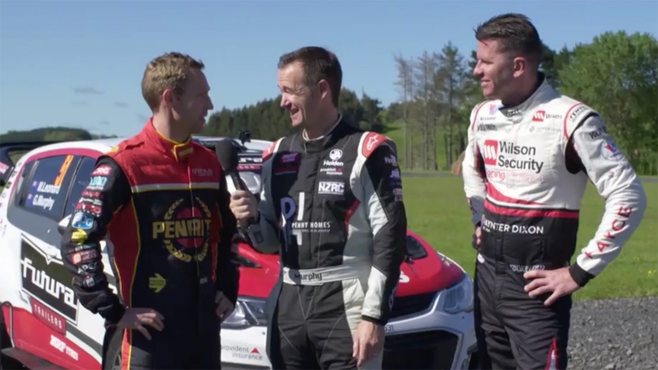 Murphy takes Reynolds and Tander rallying | Supercars