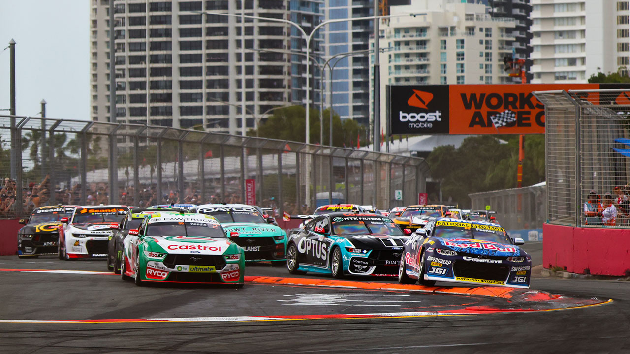 Highlights: Race 29 2025 Boost Mobile Gold Coast 500 | Supercars