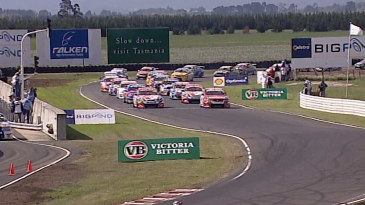 2004 - Race 1 - Symmons Plains Raceway | Supercars