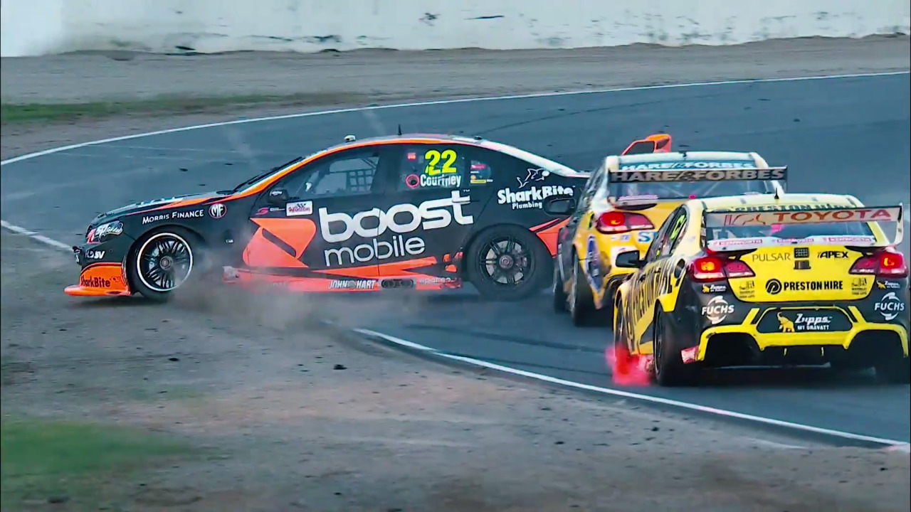 Flashback: Percat and Courtney lock horns | Supercars