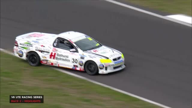 V8 Utes - Race 2 Highlights Bathurst | Supercars