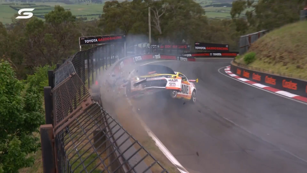 When Bathurst bites: Biggest Skyline moments | Supercars