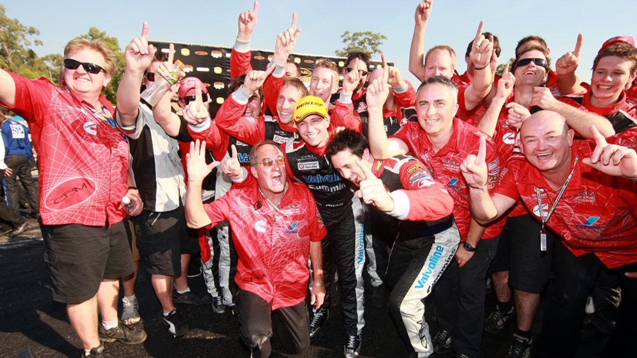 Darwin flashback: Caruso beats Davison for maiden win | Supercars