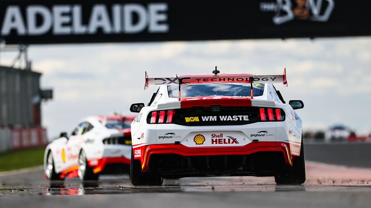 Valvoline Highlights: Race 26 Qualifying 2025 AirTouch 500 at The Bend ...