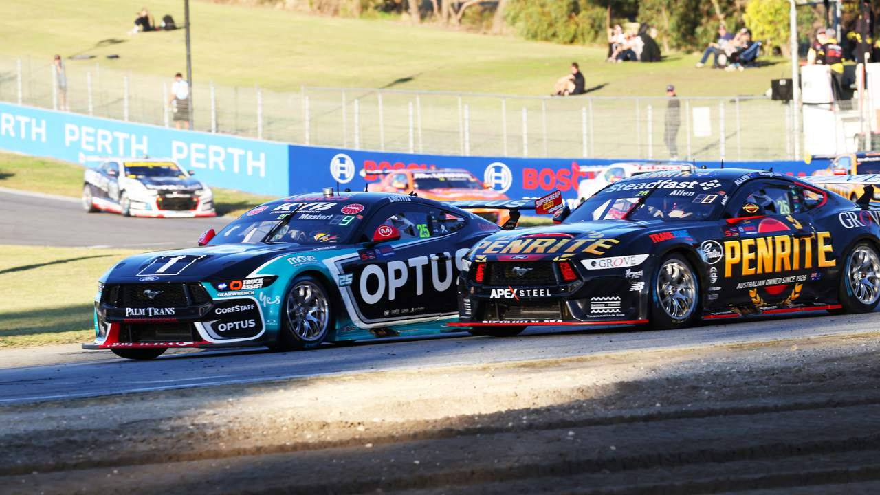 Extended Highlights: Race 15 2025 Bosch Power Tools Perth Super 440 ...