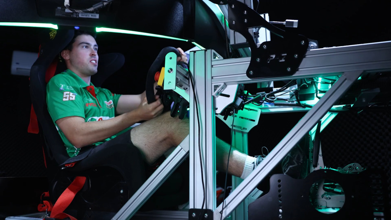 How to nail a fast lap at SMSP | Supercars