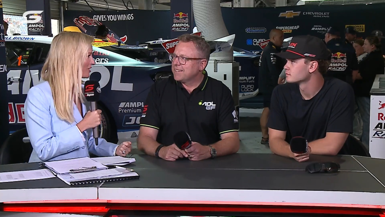 The NASCAR connection: Leigh Diffey, Jesse Love drop by | Supercars
