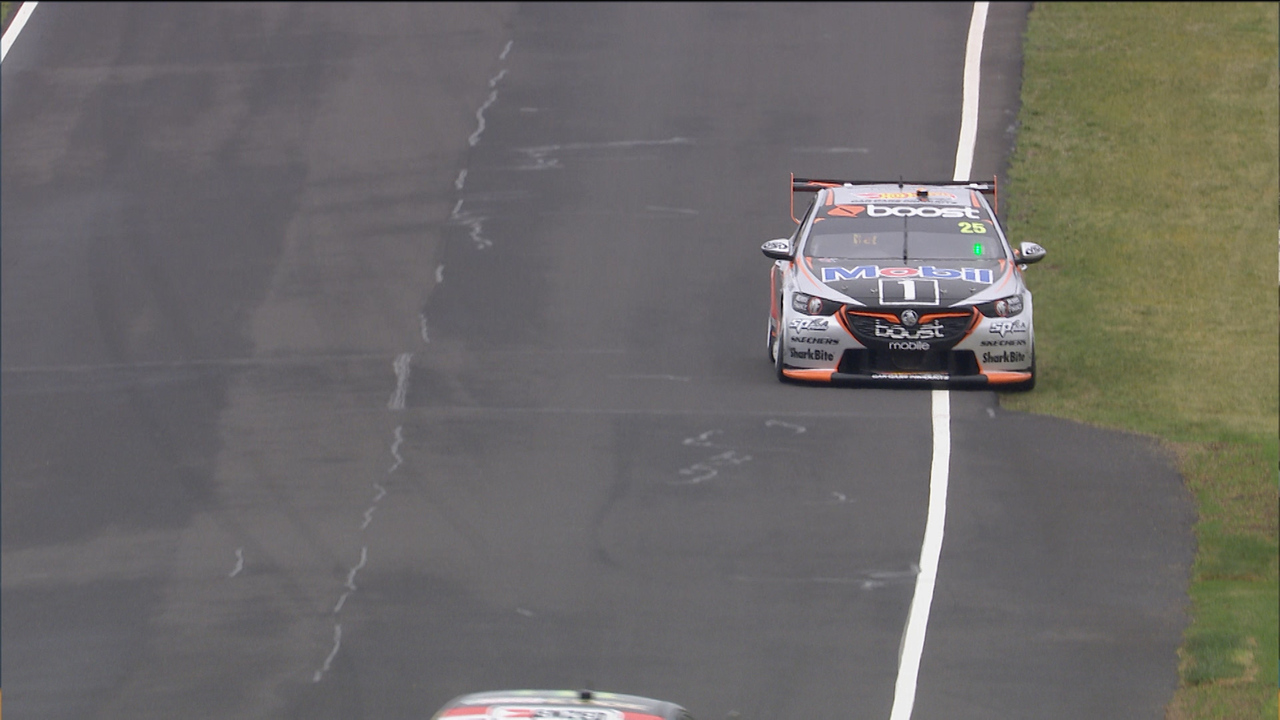 Perkins explains wild high-speed moment | Supercars