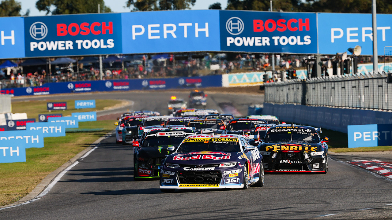 Highlights: Race 16 2025 Bosch Power Tools Perth Super 440 | Supercars