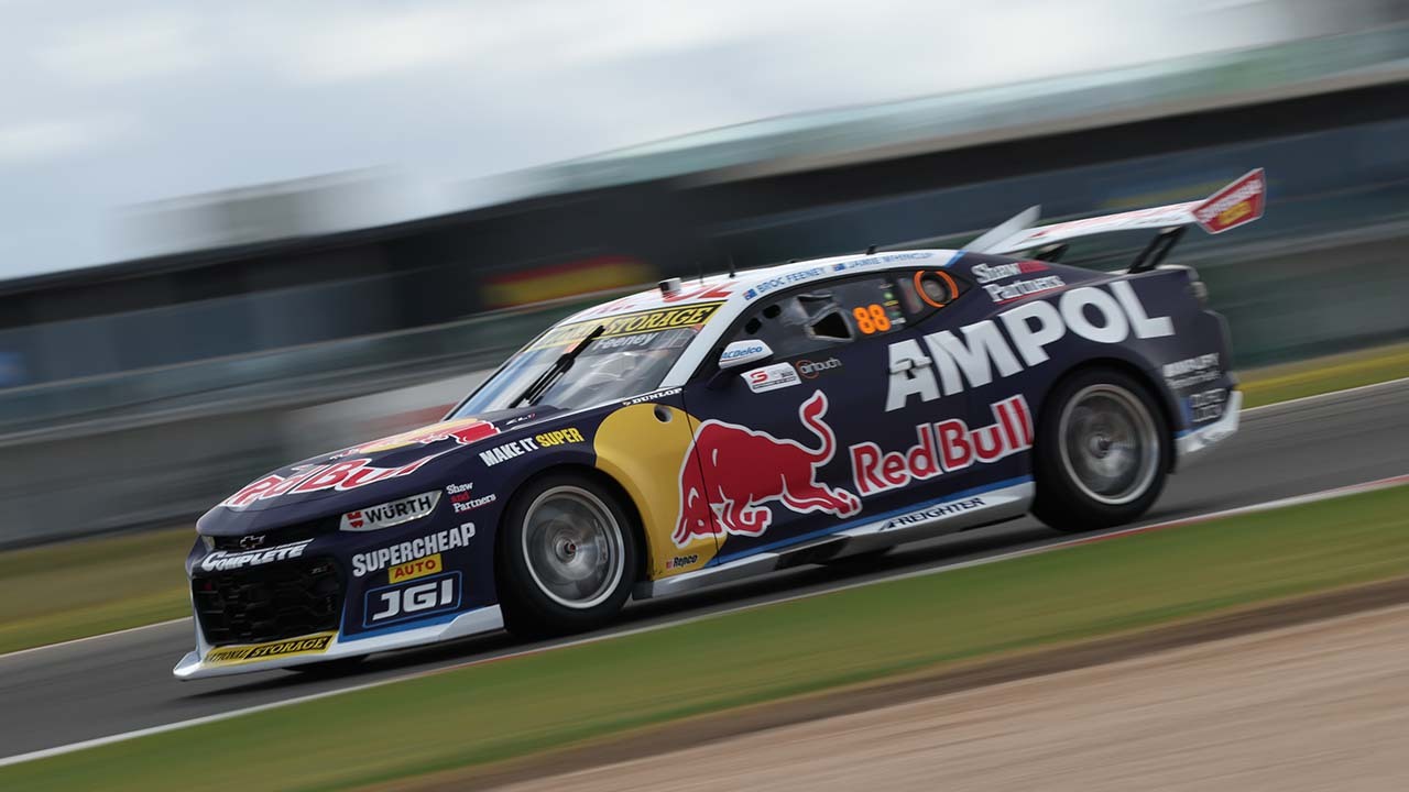 Valvoline Highlights: Practice 2 2025 AirTouch 500 at The Bend | Supercars