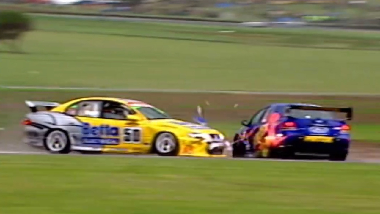 Phillip Island 2003: Ambrose and Bright collide | Supercars