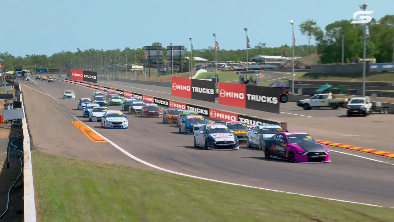 Race start: Logan shoots into an early lead in Darwin | Supercars
