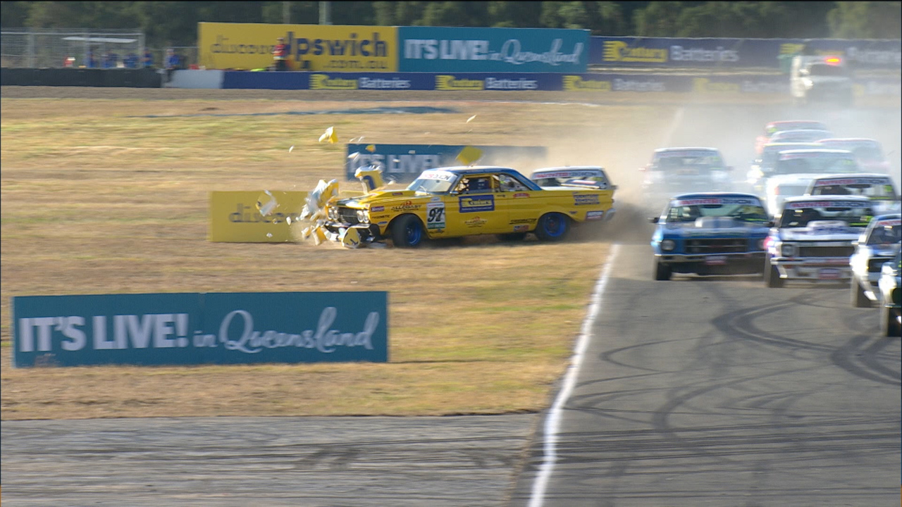 Wild start to Touring Car Masters race | Supercars