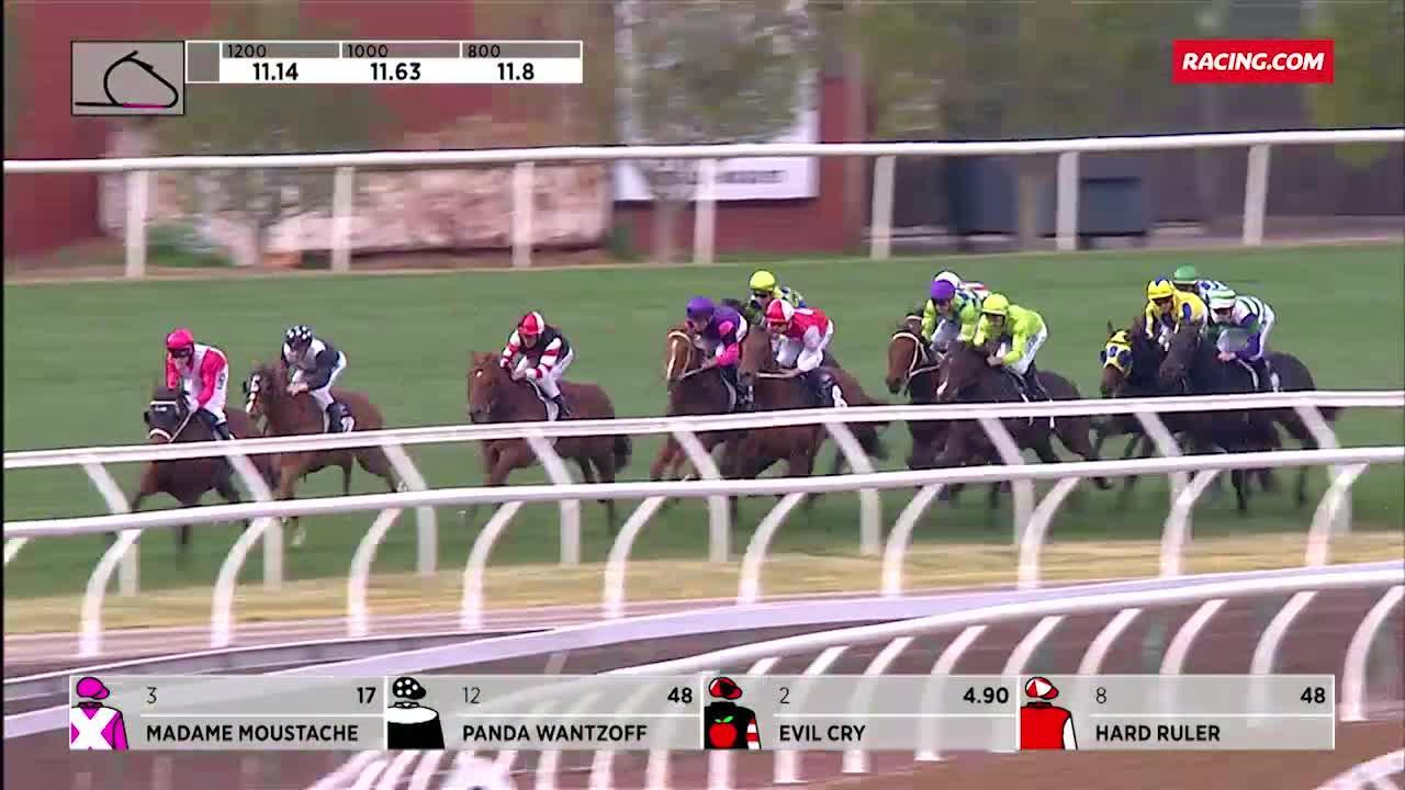 Flemington Race 4 8717 | RACING.COM