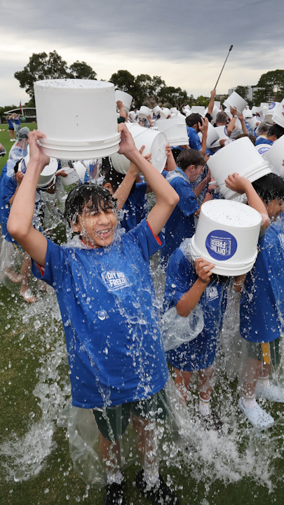 Fight MND Ice Bucket Challenge world record | Herald Sun